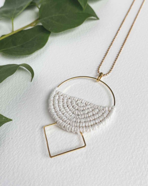 MACRAME TUTORIAL Tuija Necklace • Curious Craft Studio